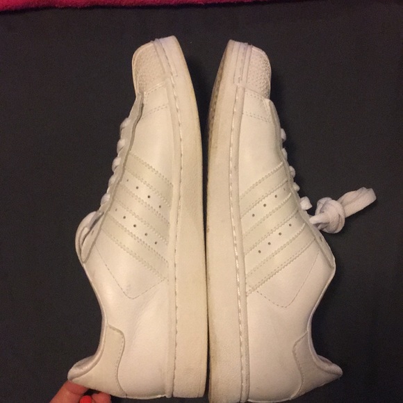 adidas | Shoes | White Adidas Shell Top Size 6y | Poshmark